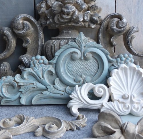 Frontons, frises et ornements de meubles - La Fée Caséine